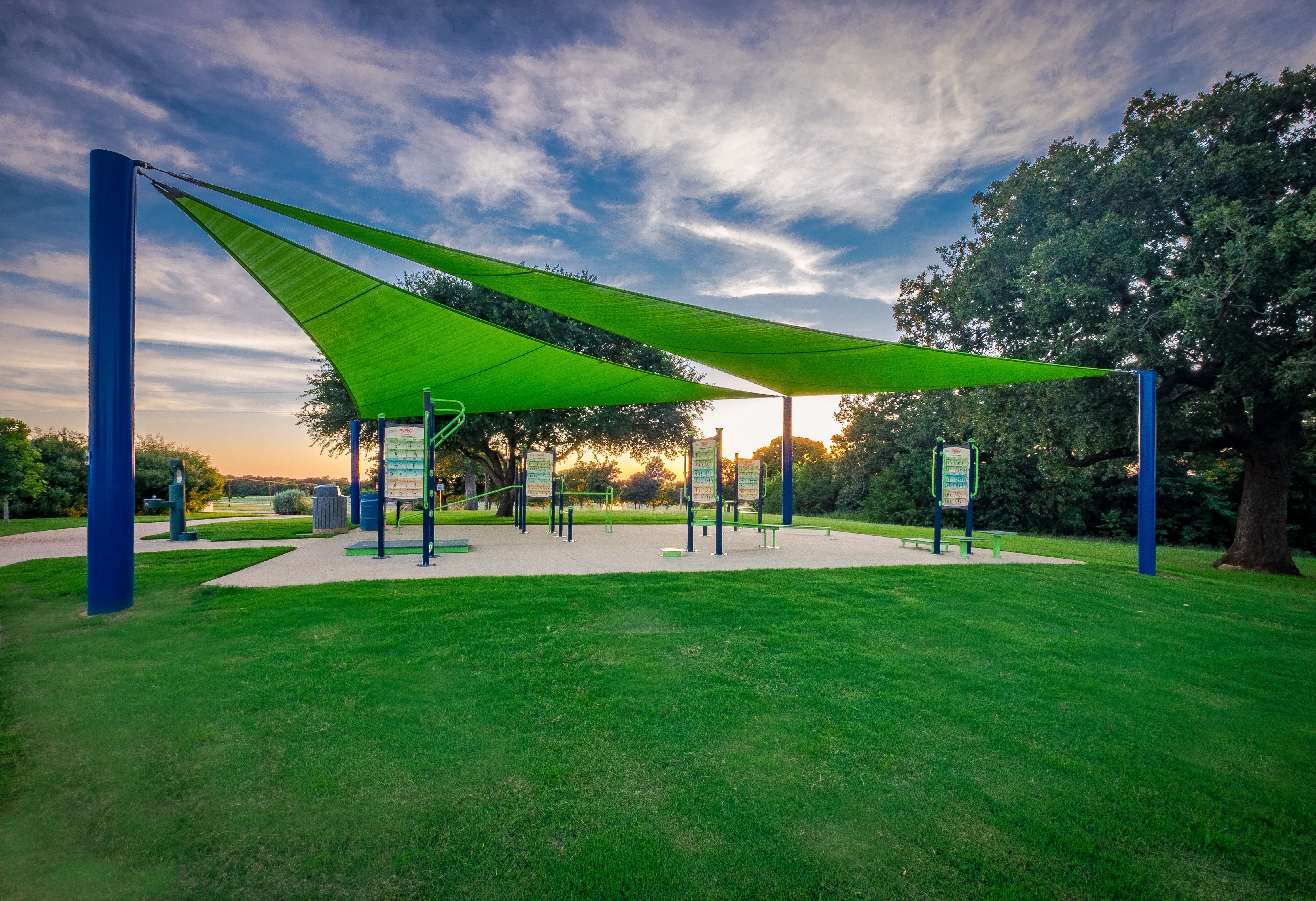 Parr Park Playground Pavilion - GoGrapevine