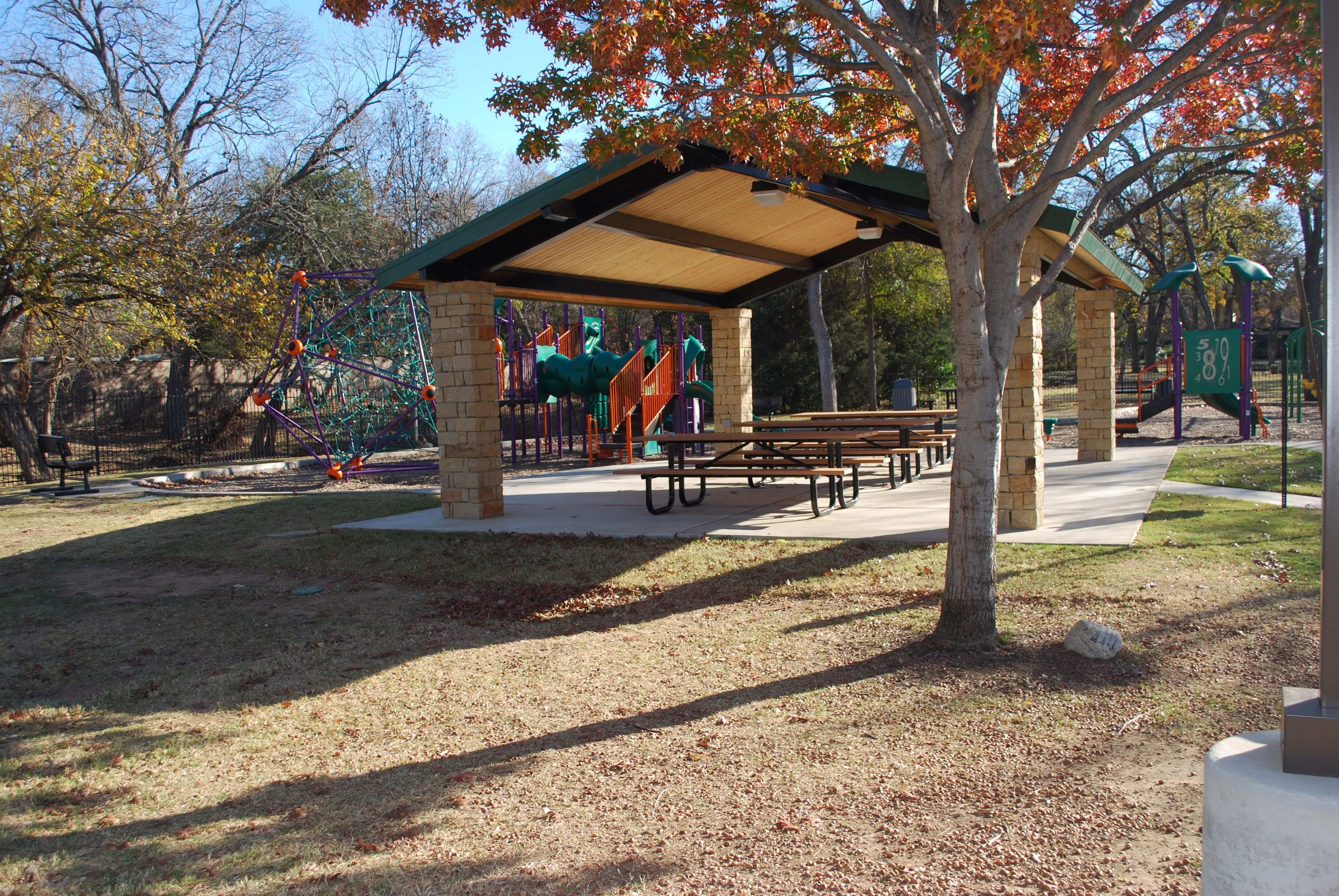 Heritage Park Pavilion - GoGrapevine